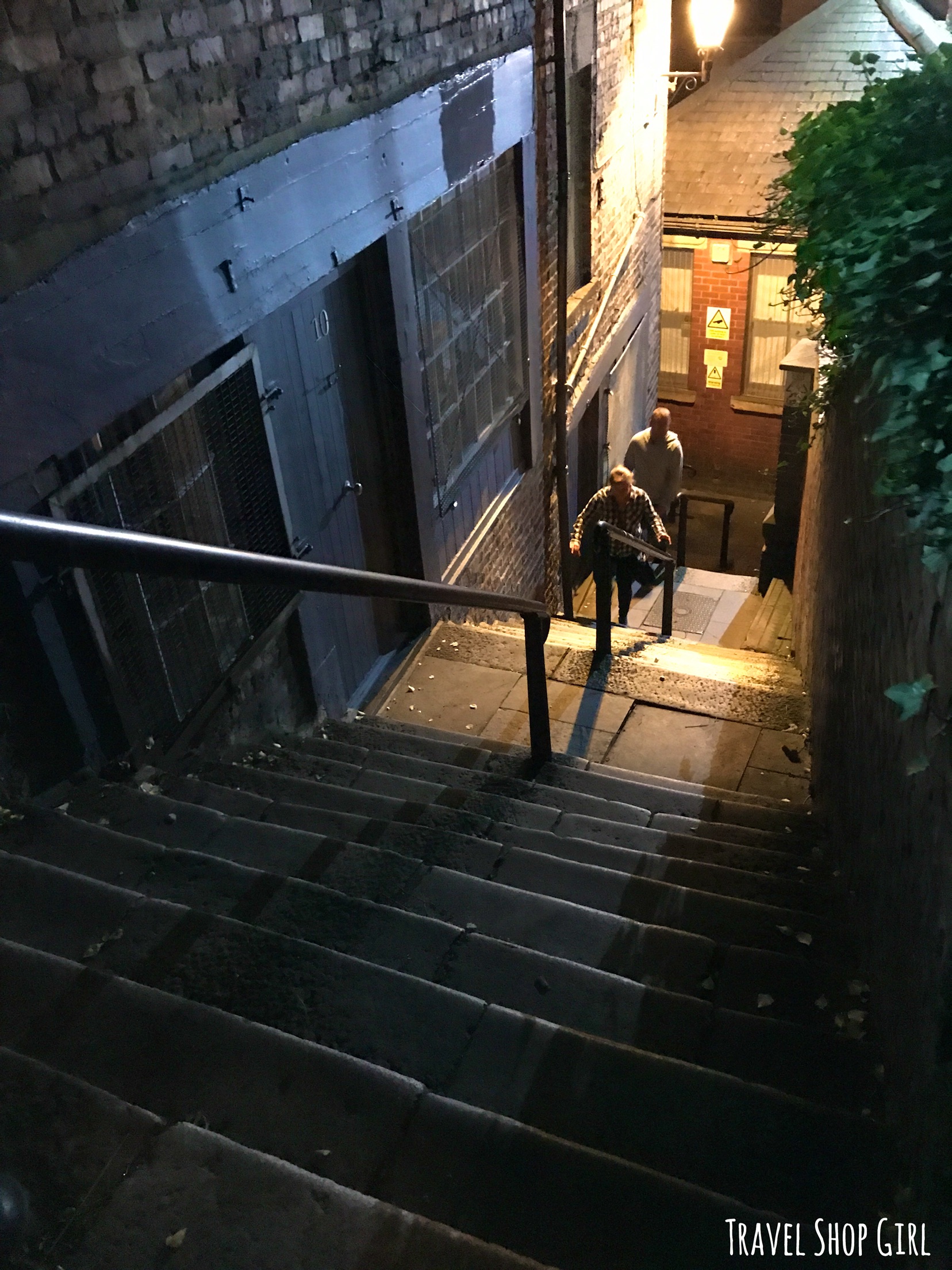 TSG Terrified: She Sees History Come Alive on a Newcastle Ghost Walk