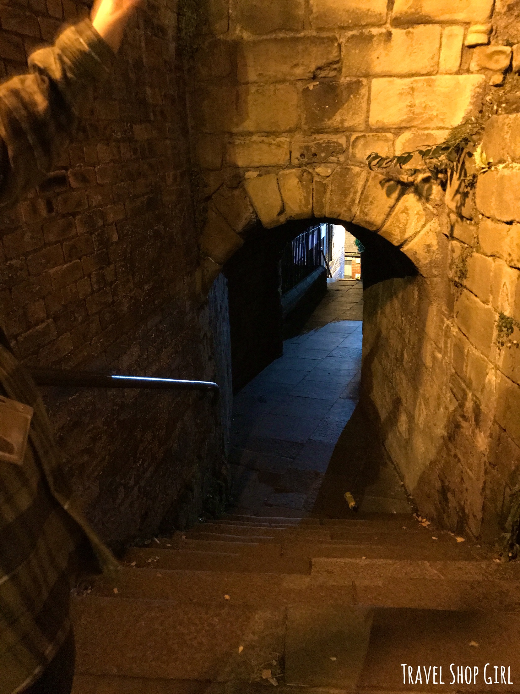 TSG Terrified: She Sees History Come Alive on a Newcastle Ghost Walk